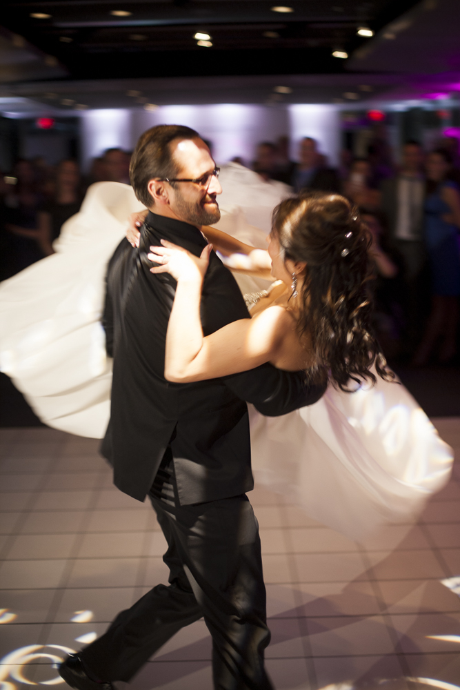 wedding advice and tips for your first dance